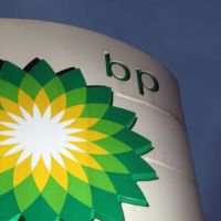 BP and Shell Are a Buy. Why They're Cheaper Than U.S. Oil Giants ...