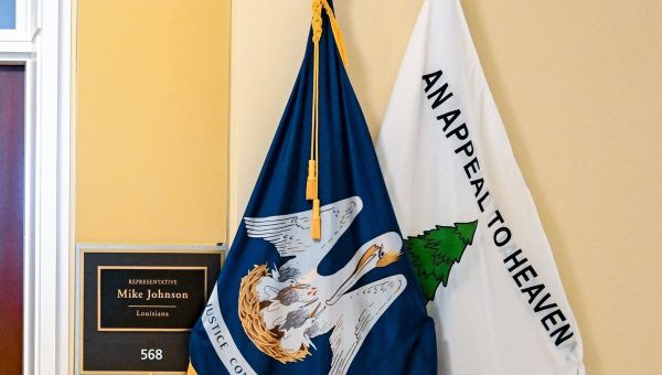 Another provocative flag was flown at another Alito home – Article Bias ...