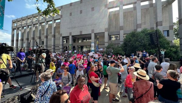 Protesters gathering to support and oppose Gov. Cooper's expected ...