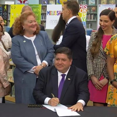 To Fight Book Bans, Illinois Passes a Ban on Book Bans – Article Bias ...