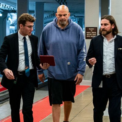 The Senate Dress Code Gets a Casual Overhaul – Article Bias Rating – Biasly