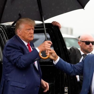 Trump’s surreal arraignment day in Washington augurs ominous days ahead ...