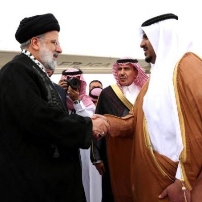 Iran leader visits Saudi Arabia for first time in years for summit on ...
