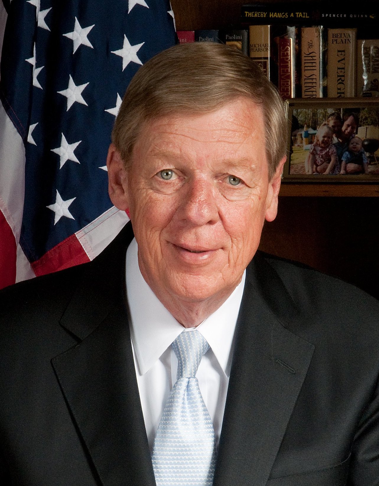 Johnny Isakson - Politician Compare