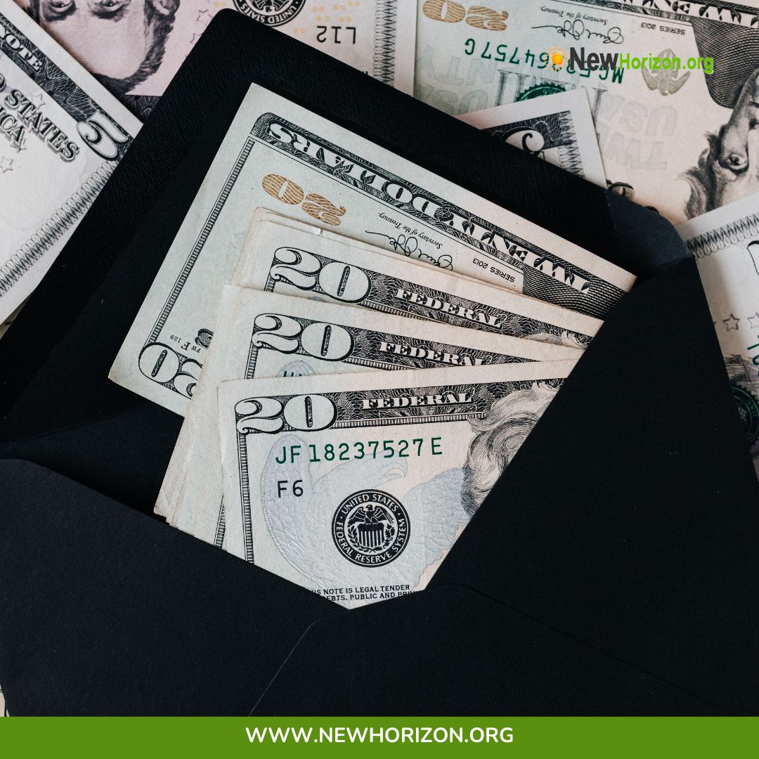 How to Use the Cash Envelope System to Create A Budget and Save Money