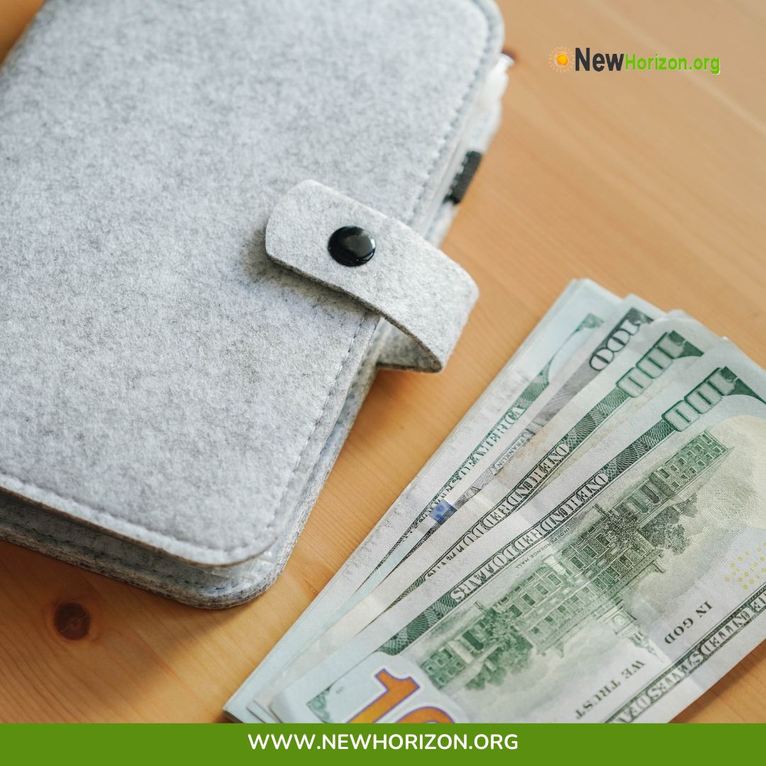How to Use the Cash Envelope System to Create A Budget and Save Money