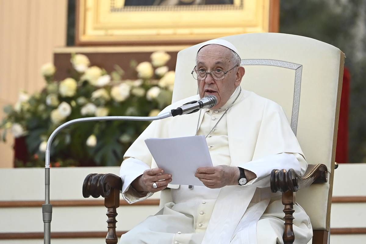 Pope is ‘furious’ over anti-Christian attack by Israeli settlers ...