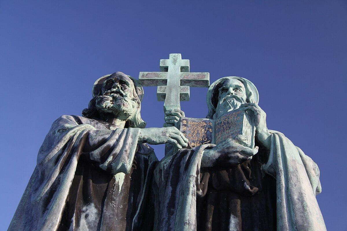 The History of the Cyrillic Alphabet and Its Greek Roots ...