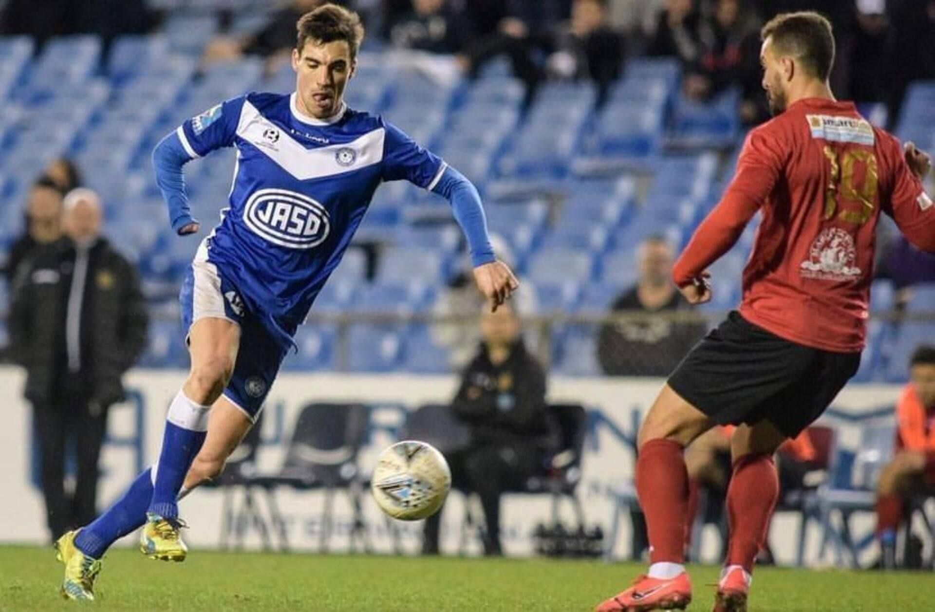 Alex Sánchez former Sydney Olympic Striker and humanitarian nets 200th ...