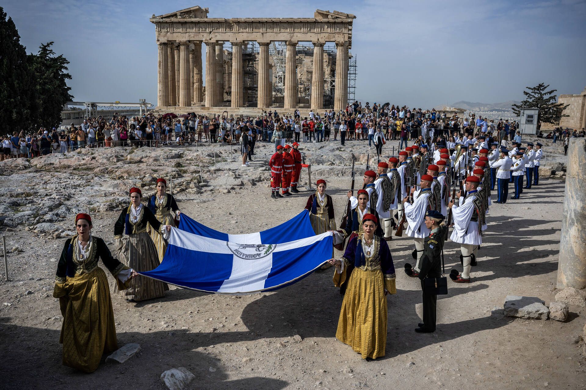 Buried Nazi past haunts Athens on liberation anniversary ...