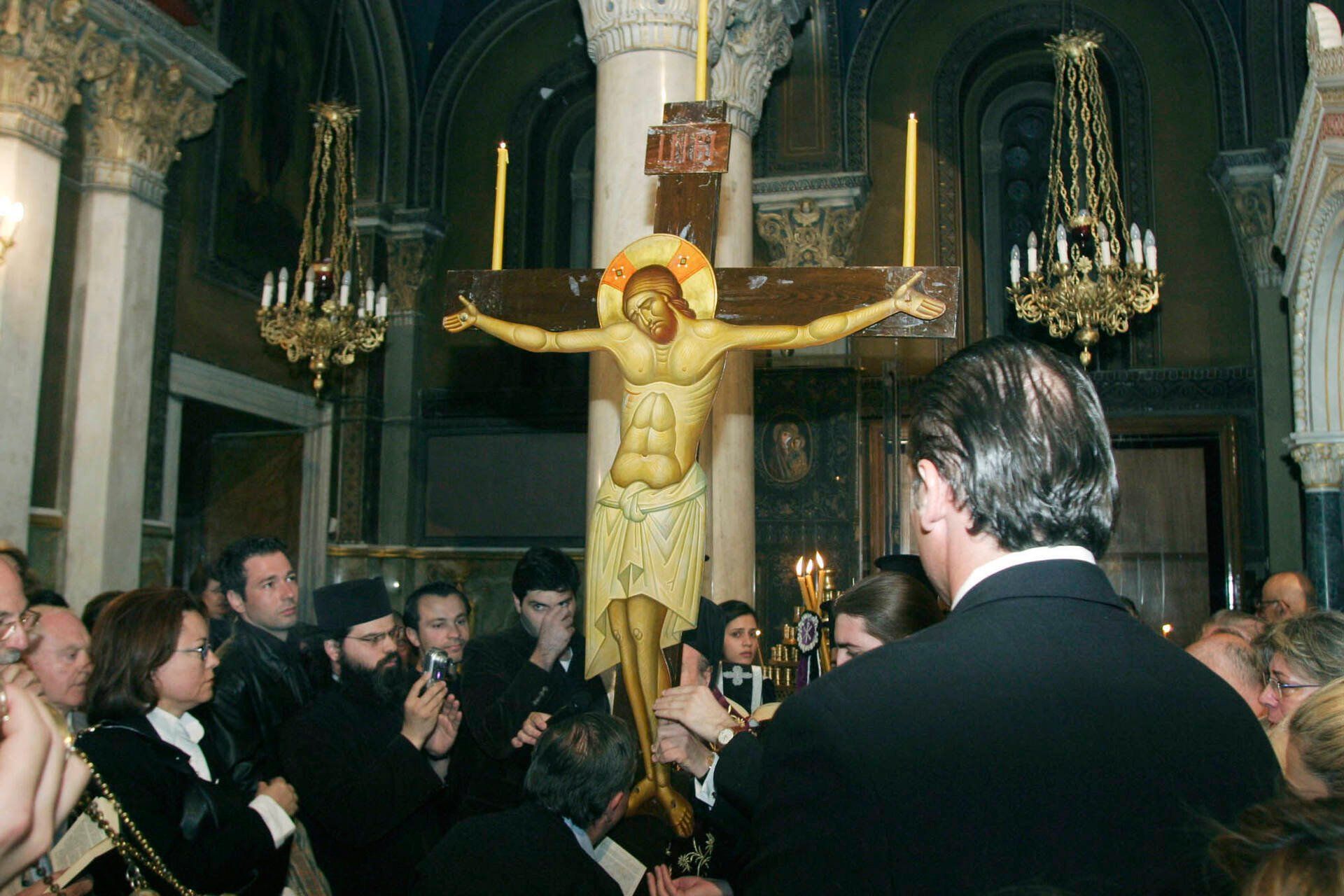 The customs and traditions of Holy Week and Easter Sunday in Greece ...