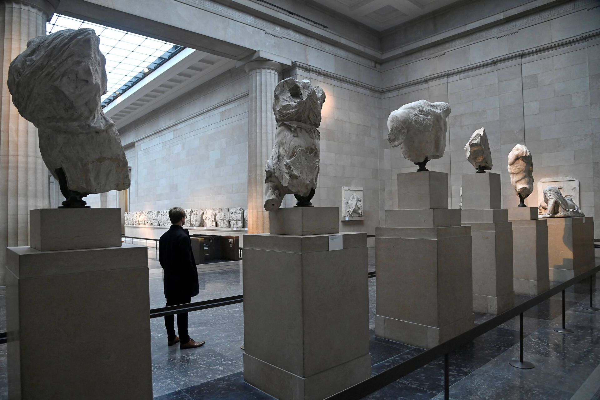 Former British Museum director suggests partnership with Greece for Parthenon marbles ...