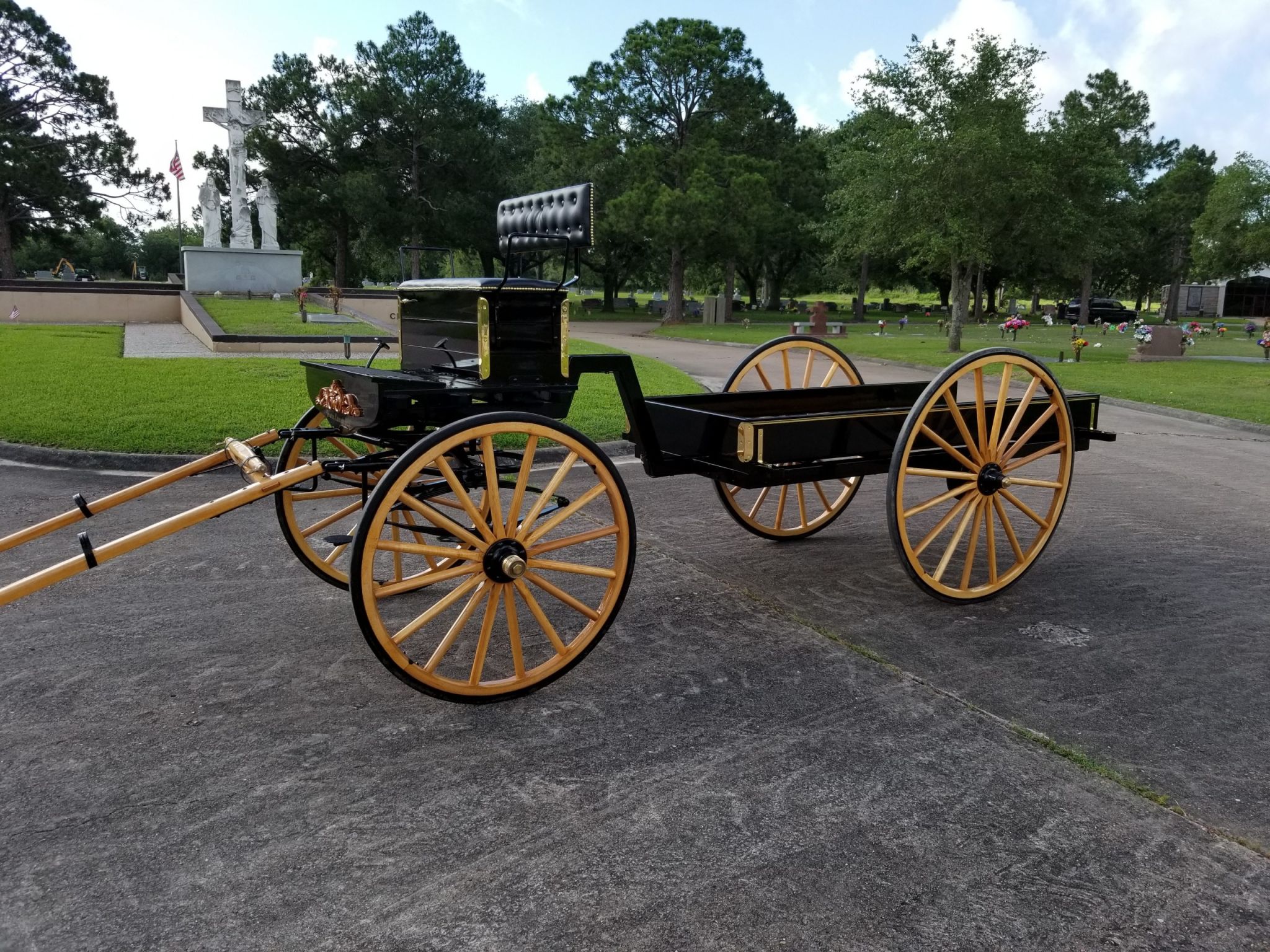Horse Drawn Funeral Carriages – A Love Memorial To Final Resting Place!