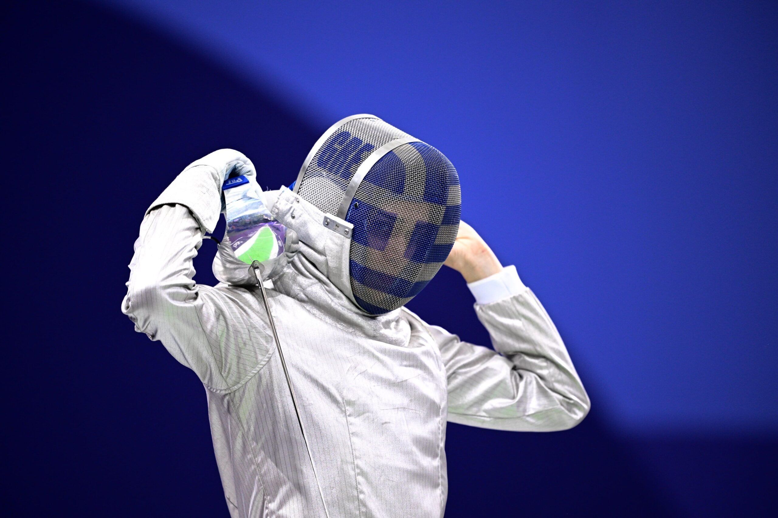 Greece Angry Over Controversial Olympics Fencing Match - International ...