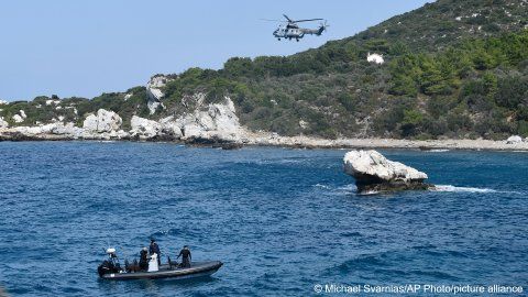 Greece: Search continues for missing child after migrant boat incident ...