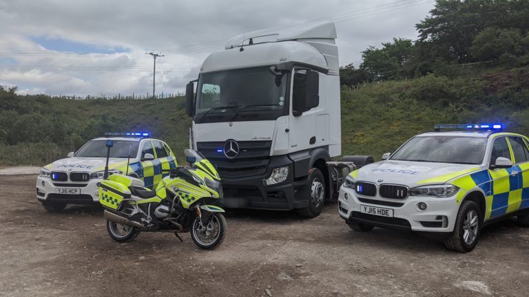 Unmarked lorry catches bad drivers in North Yorkshire | Highways News