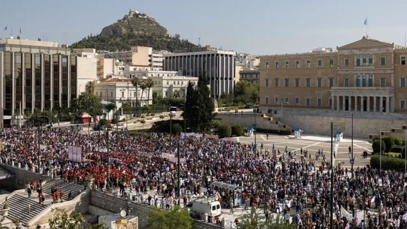 Greek workers strike against government labor law plans - International ...