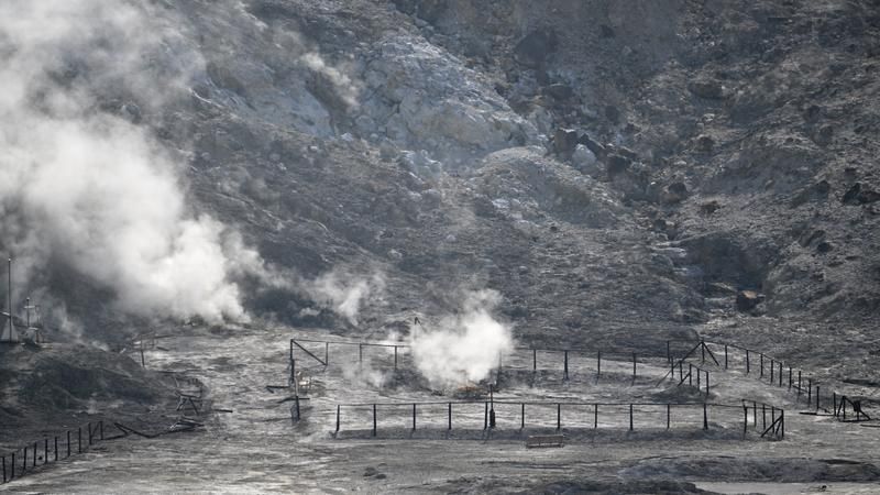 Swarm of quakes besets Italian town as supervolcano rumbles ...