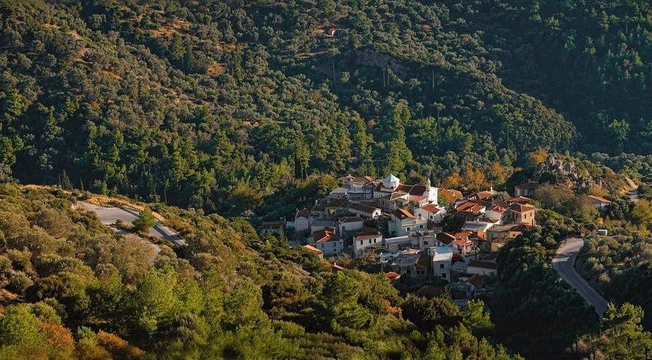 Greek Village Boasts True Descendants of Spartans - International News ...